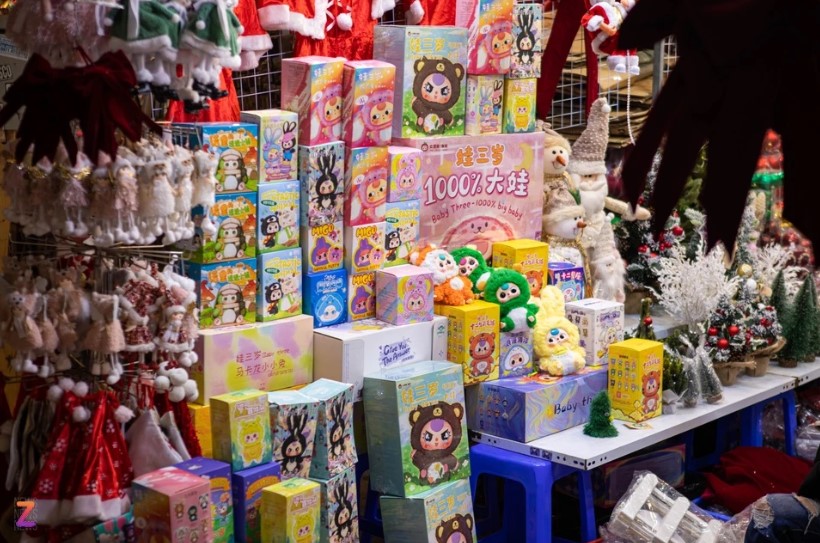 Cơn sốt xé túi mù Labubu, Baby Three kéo dài đến khi nào? - Sống Xanh ...